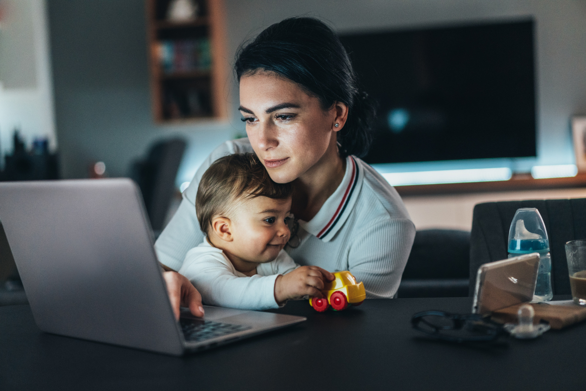 Returning to work after maternity leave | The Employment Solicitor